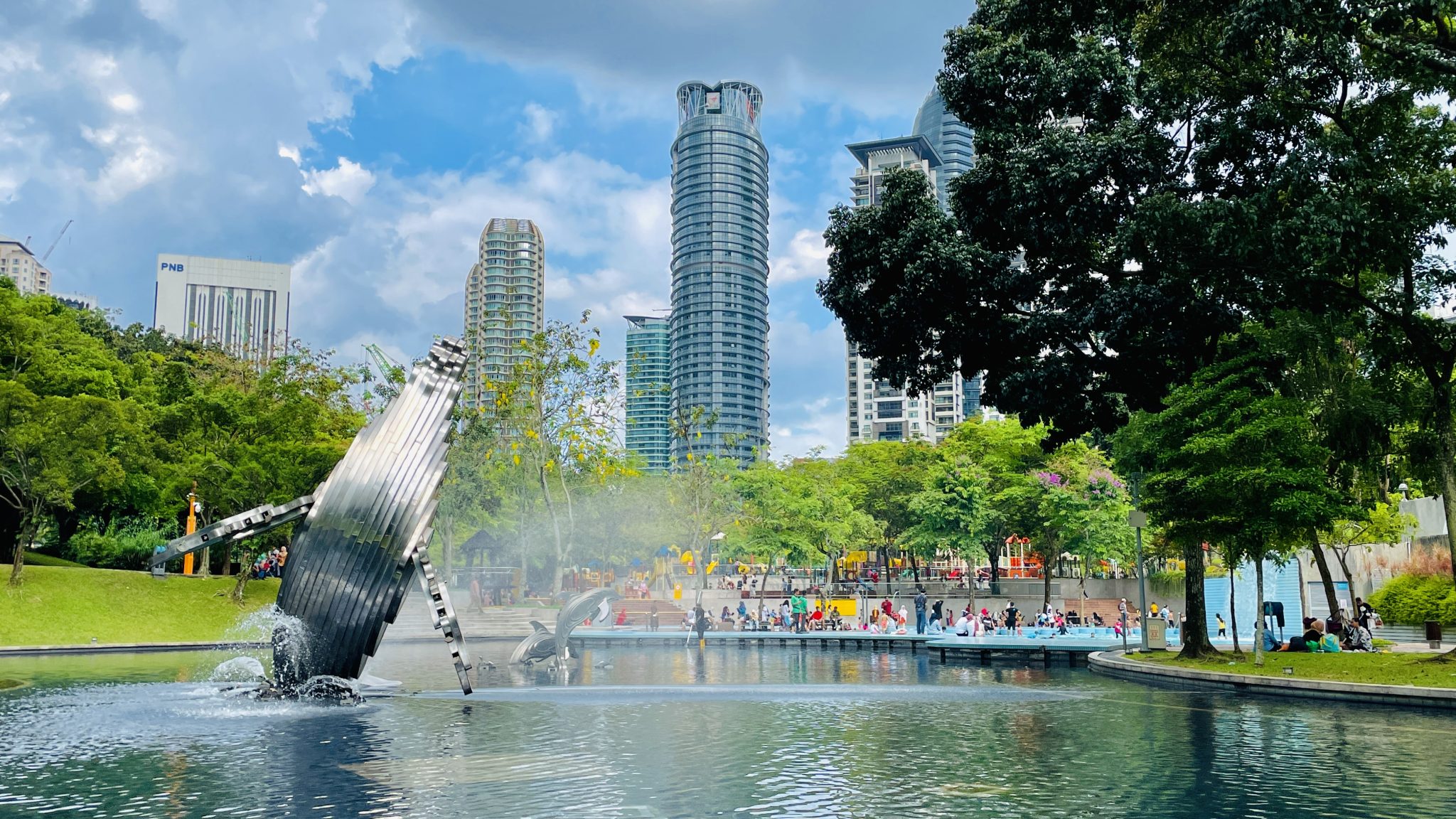 Why You Should Go to the Popular and Family Friendly KLCC Park - Travel ...